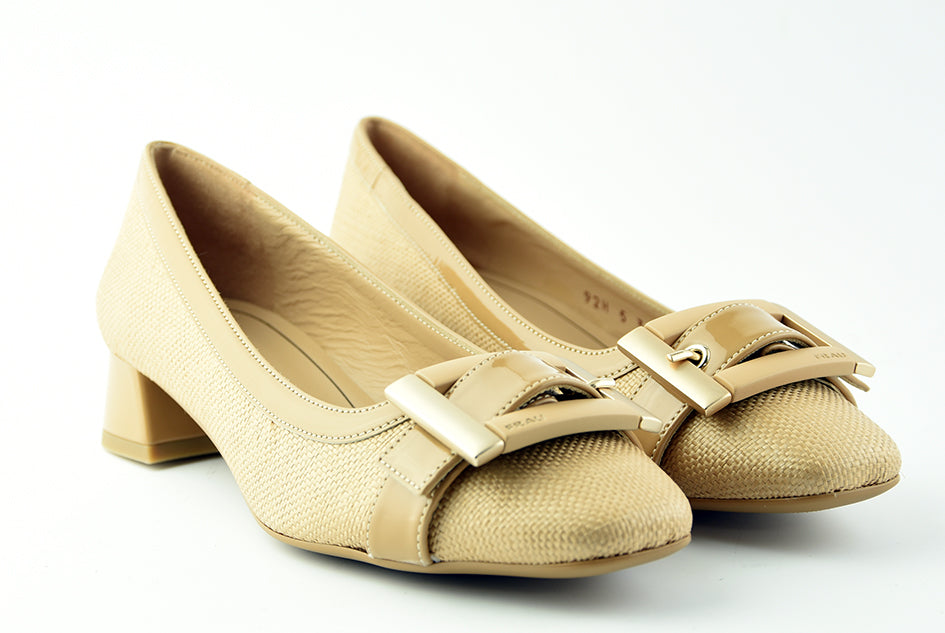 Frau 92H5 Noisette – Harry Maas